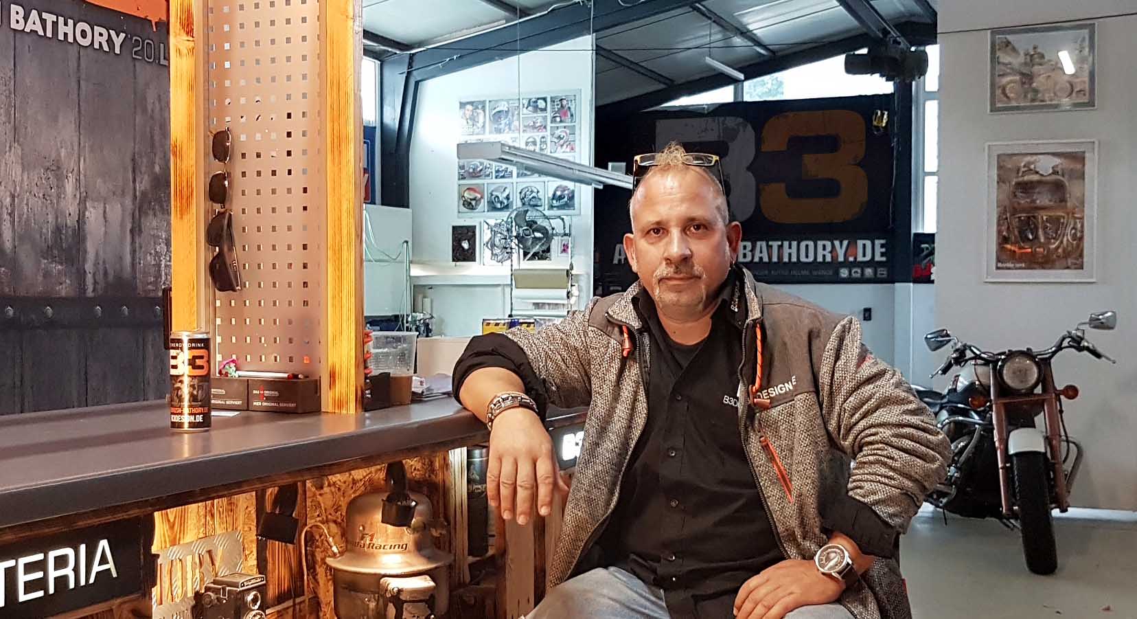 ÜBER UNS - Design Bathory